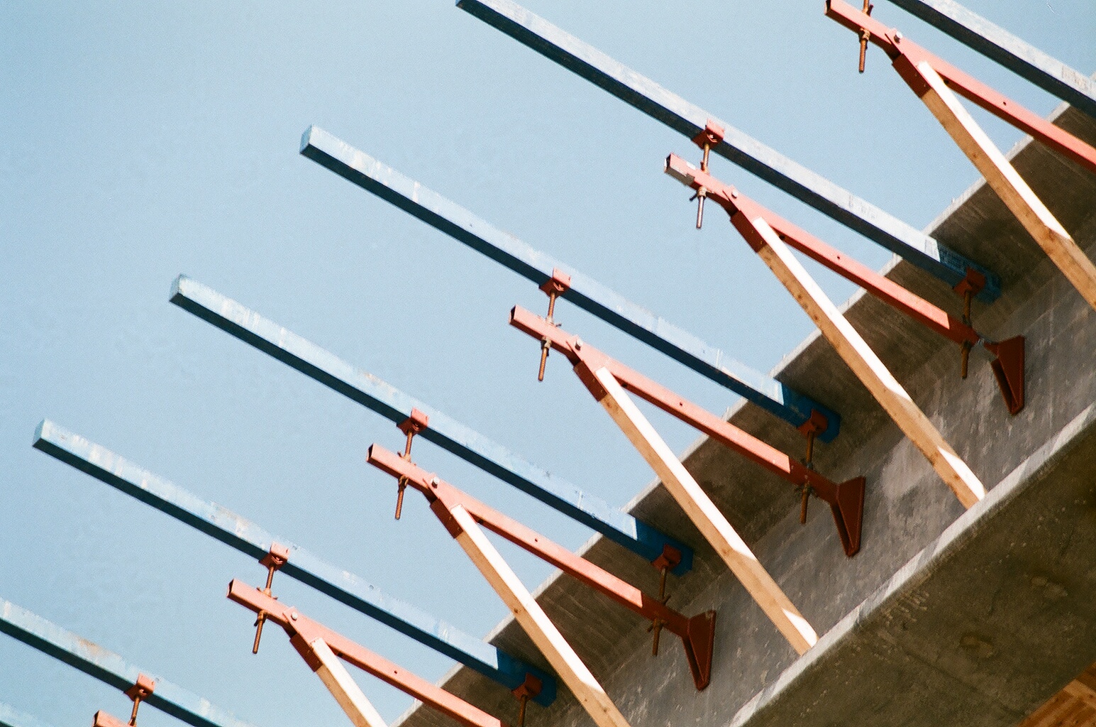 8kip Deep Girder & Wide Overhang Bracket | Construction Enterprises Inc